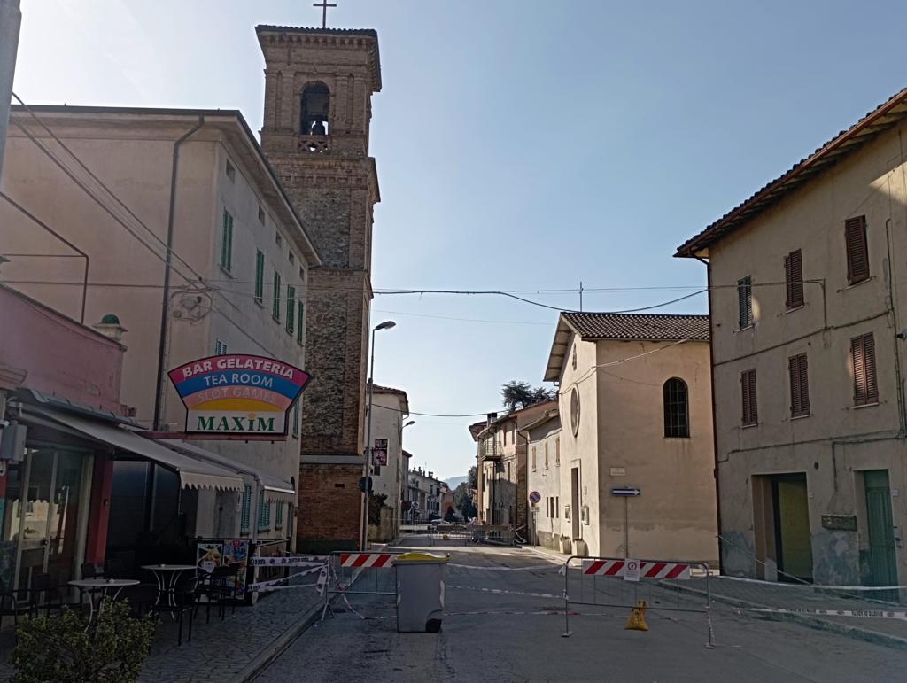 In 700 a cena nel centro di Pierantonio per aiutare il paese a ...