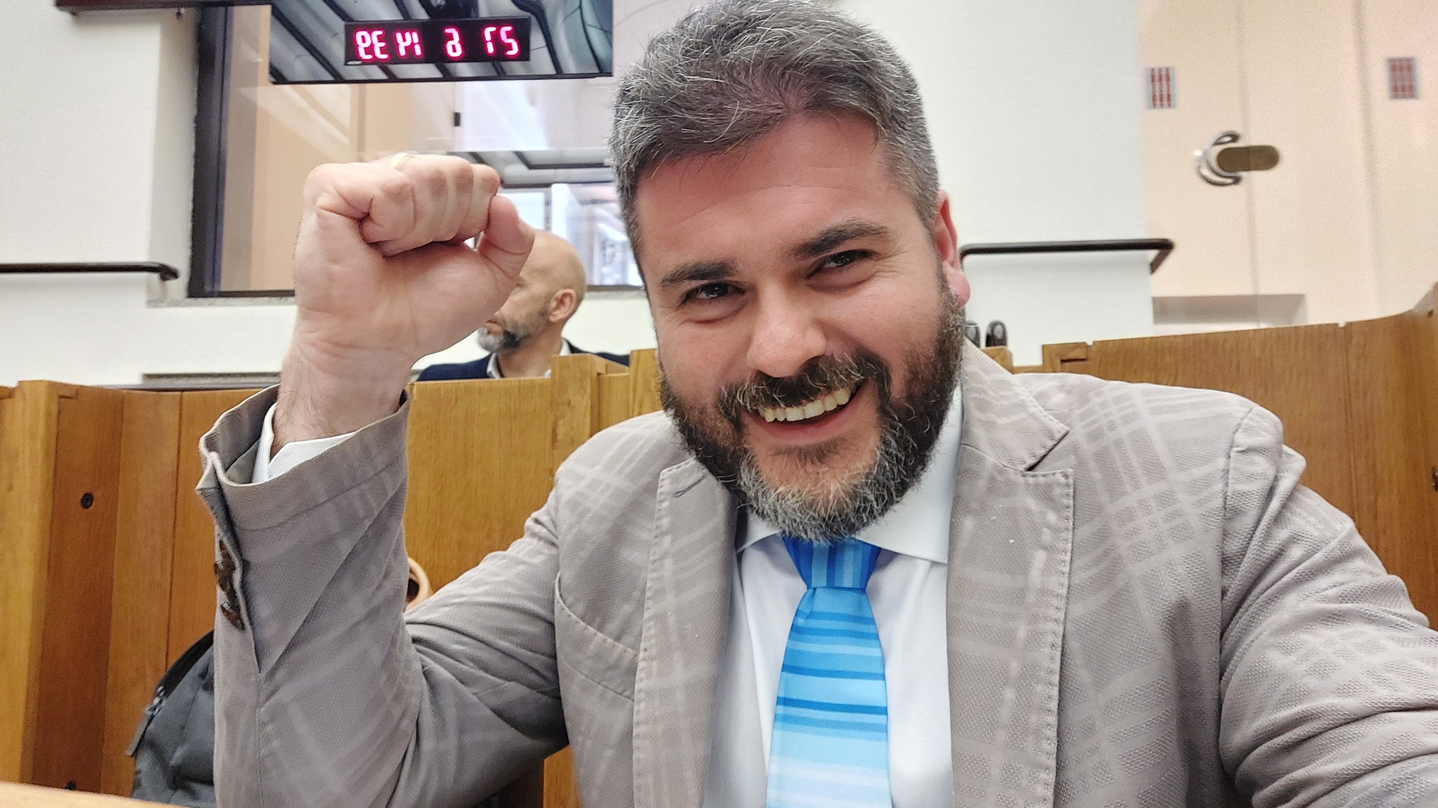 La Regione inserisce i cambiamenti climatici nello Statuto. De Luca ...