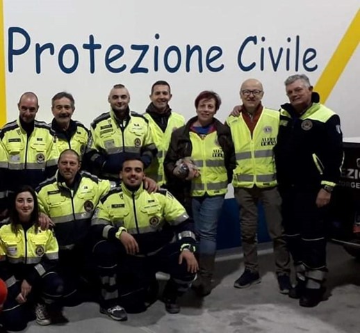Inaugurazione del veicolo polisoccorso e santa messa: così Gualdo ...