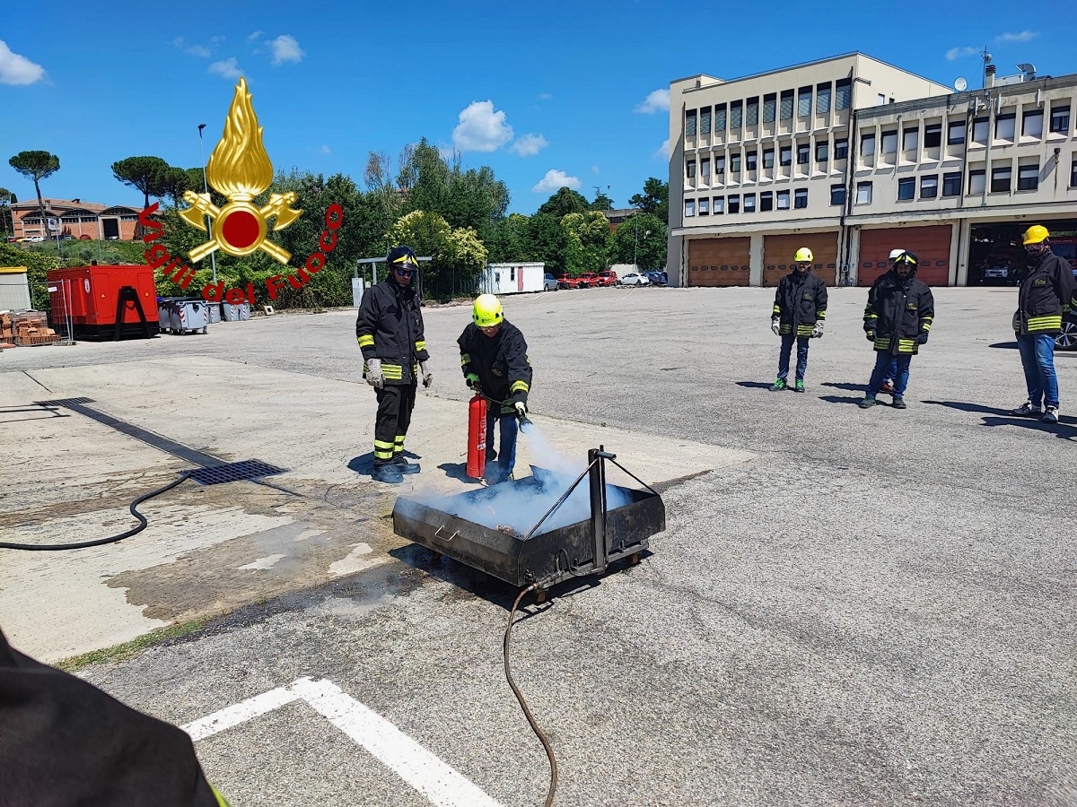 Gestione emergenze e uso delle attrezzature: ecco come nascono i ...