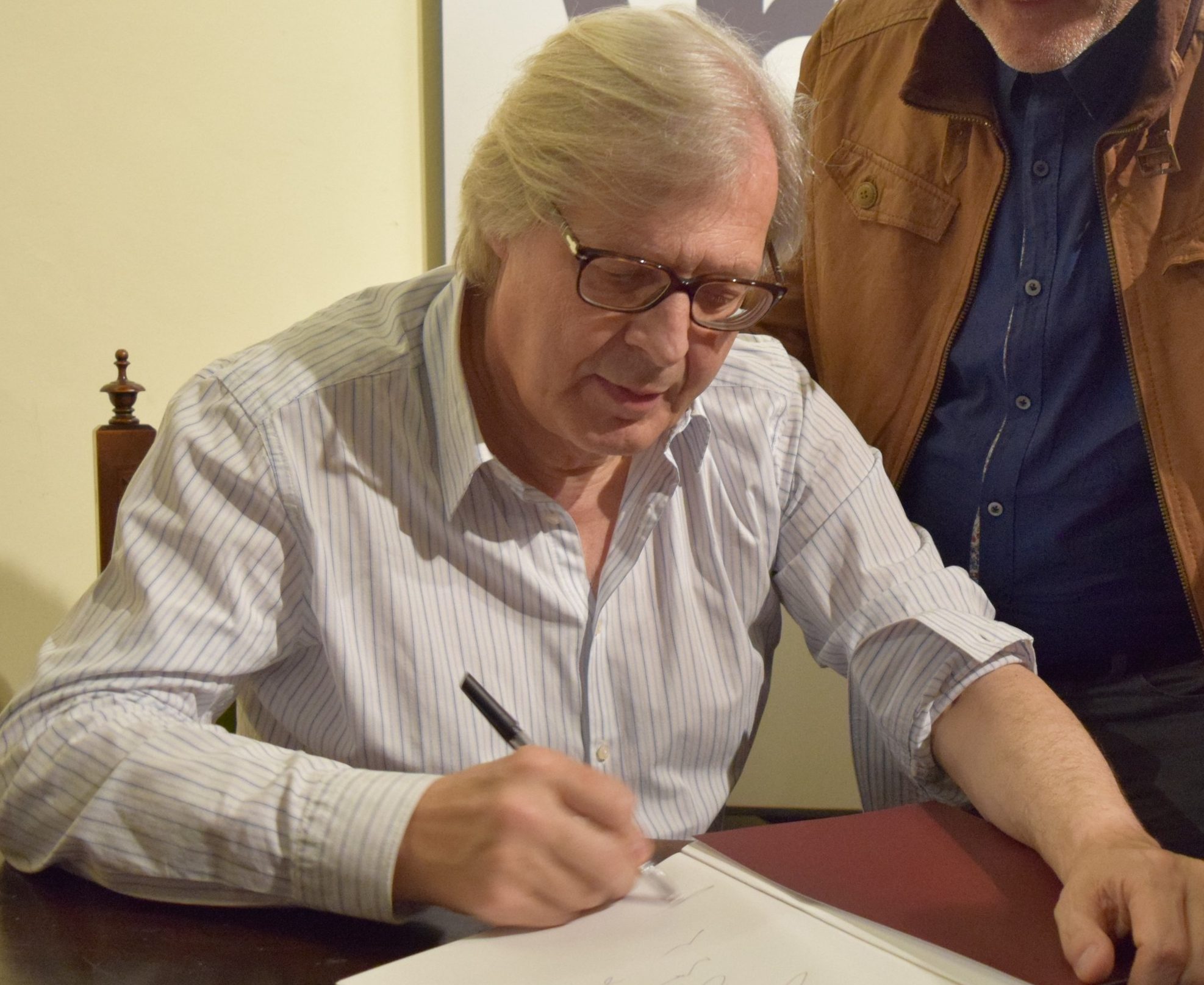 Collemammole, Sgarbi a Perugia per il romanzo postumo dell'amico ...
