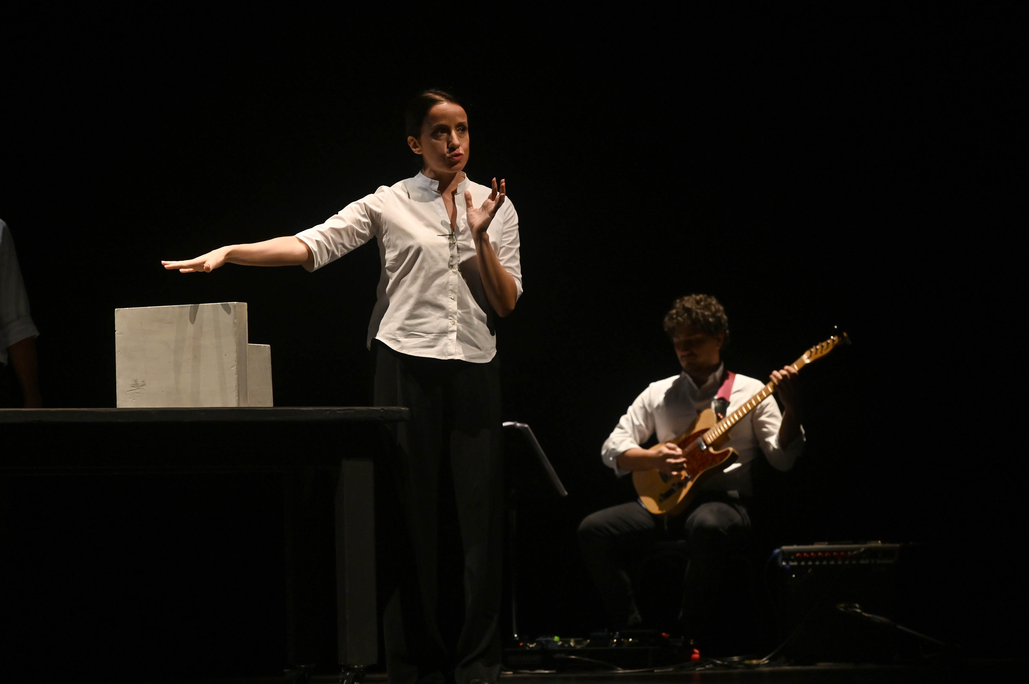 Emanuela Giordano e Giulia Minoli protagoniste al teatro Secci, focus ...