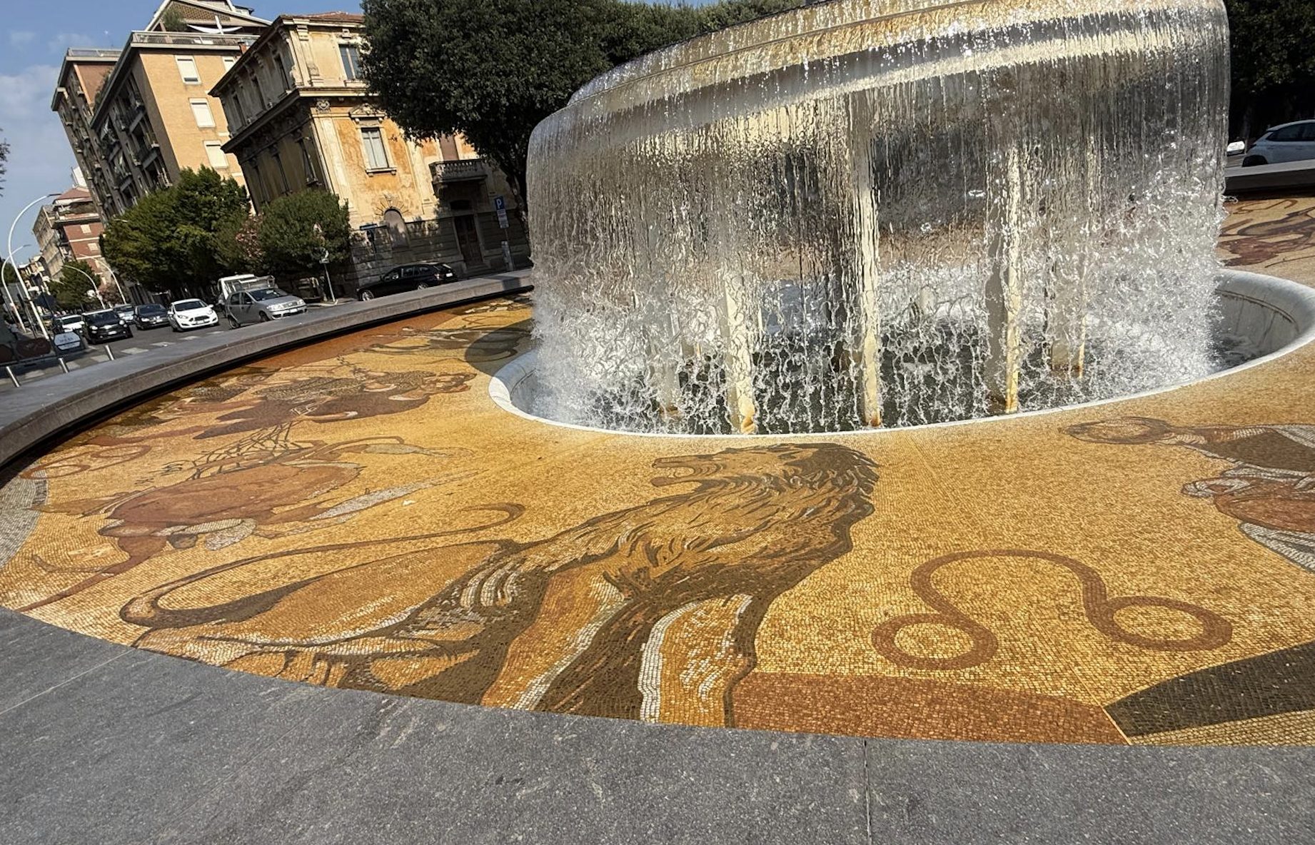 «Contrordine compagni»: per curare l’ittero della fontana di piazza ...