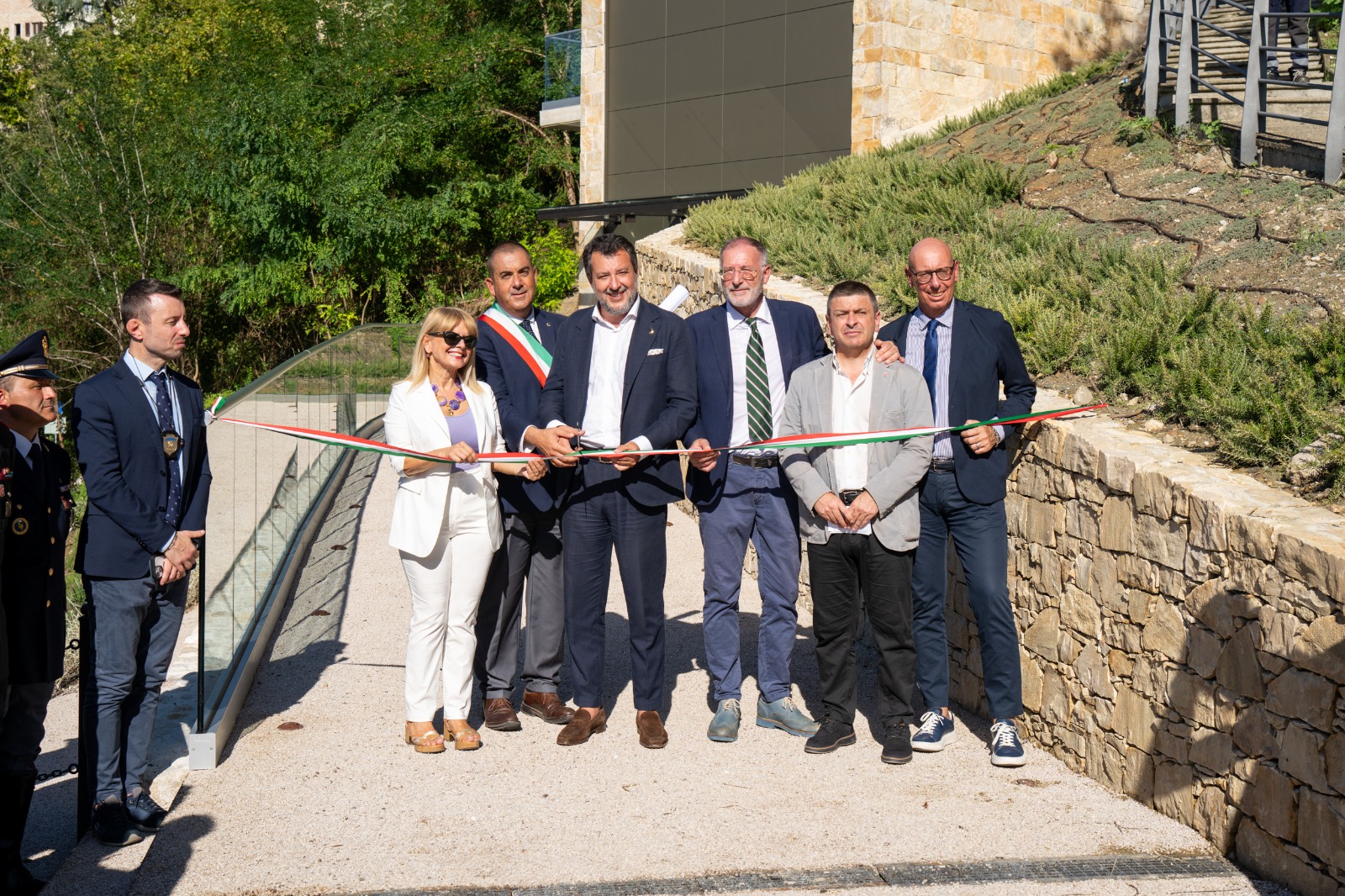 Nuovi ascensori di Porta Orvietana, Salvini a Todi per il taglio del ...